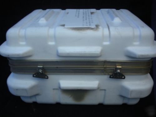 Thermodyne military electronics shipping case container