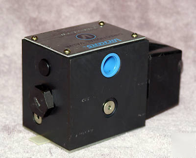 Vickers pilot valve # DG4S4 012A b 60 directional